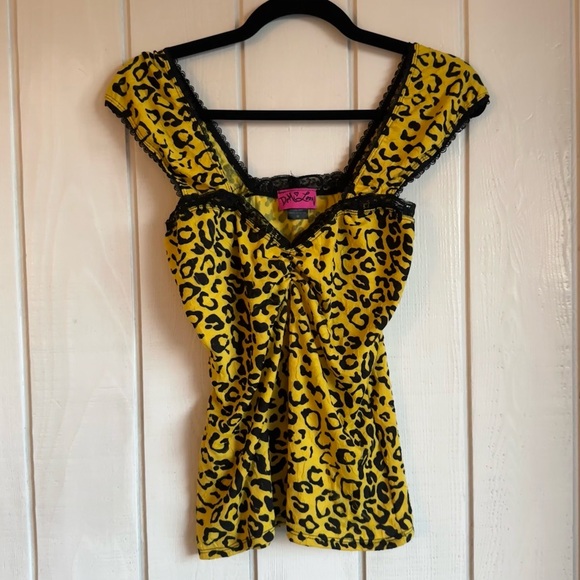 Demi Loon | Tops | Y2k Demi Loon Yellow Leopard Print | Poshmark